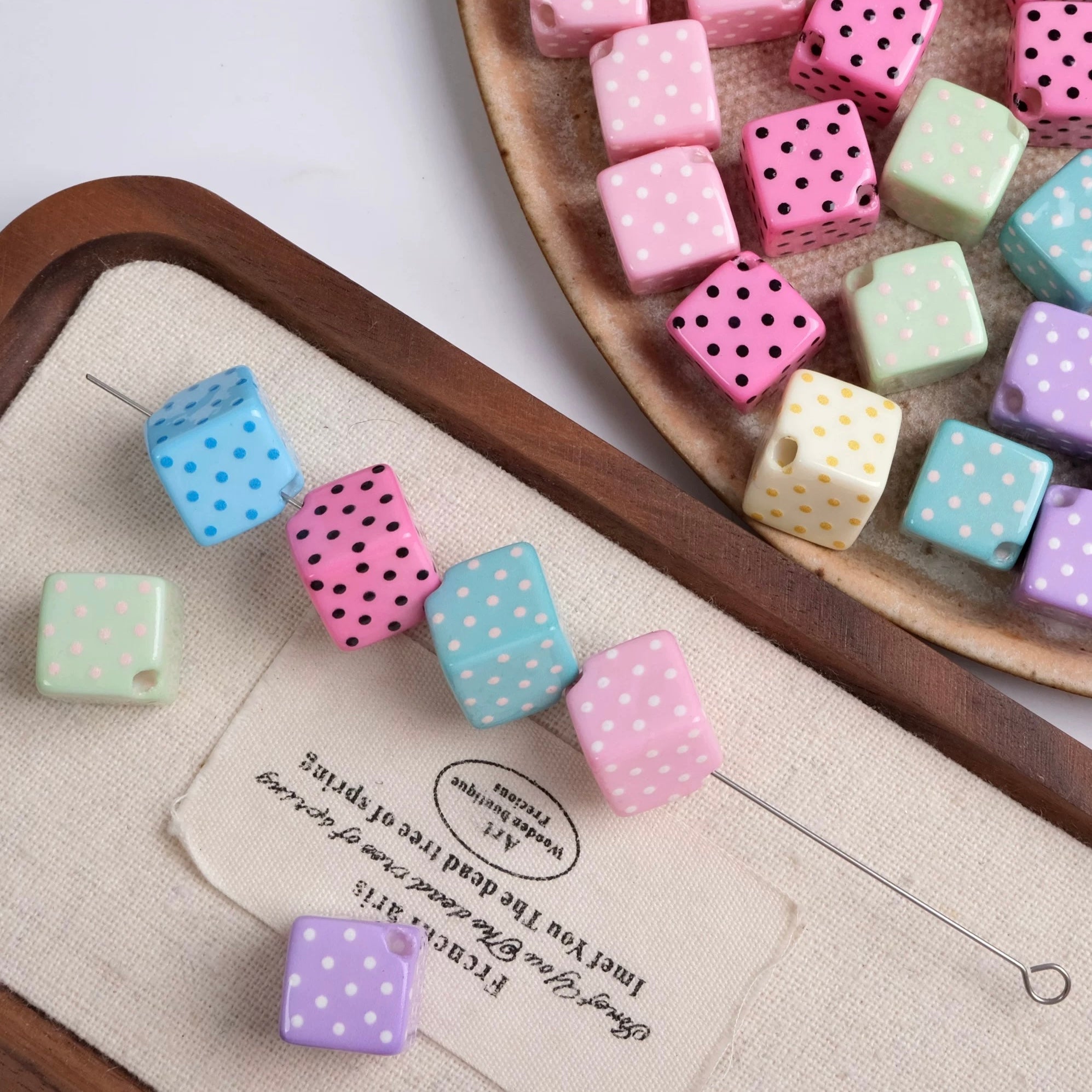 Dot-Shaped Block Bead Stringing Jewelry – CloudDIY