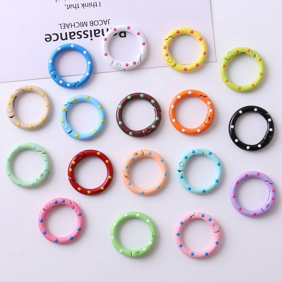 Round Hand Drawn Keychain – CloudDIY