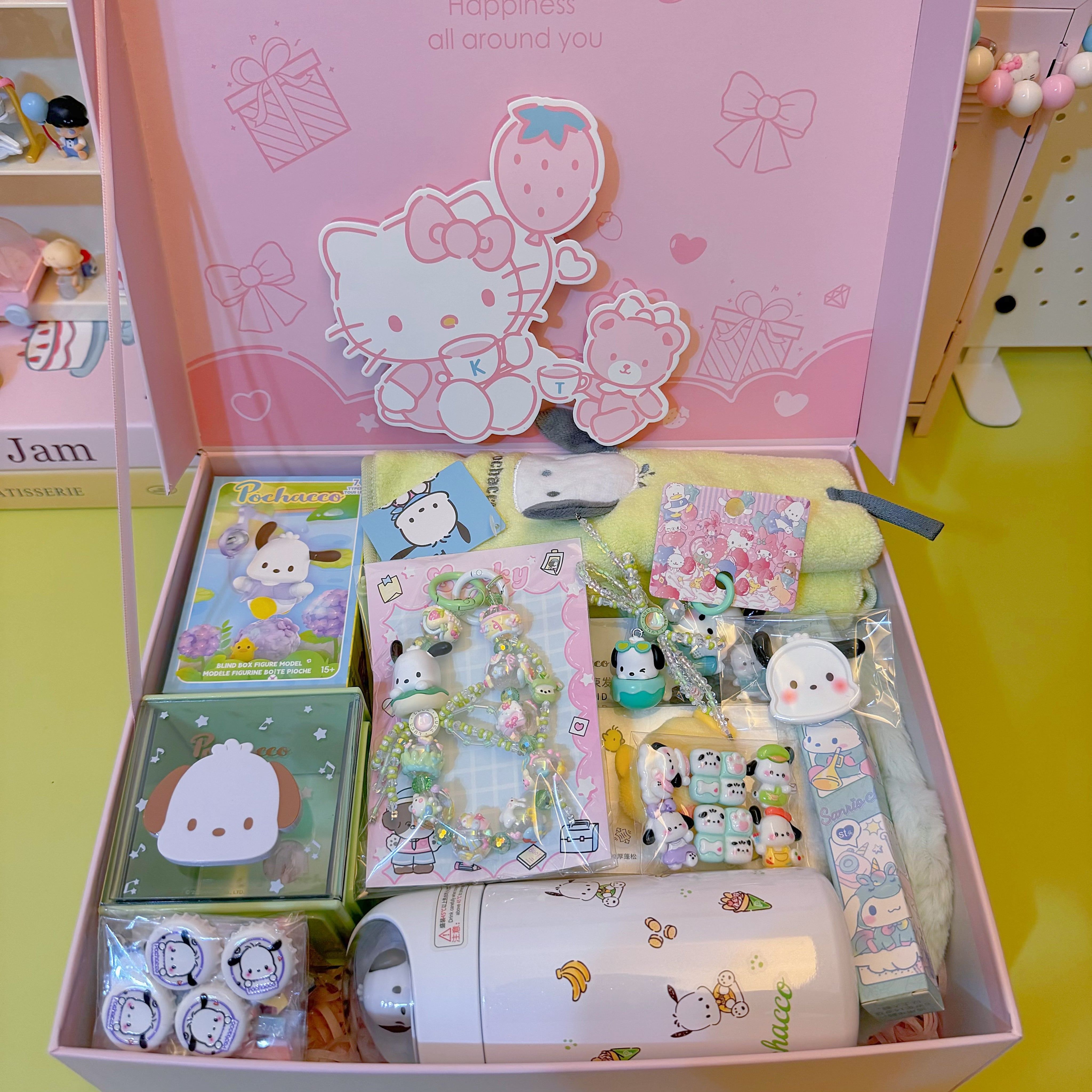 Hello Kitty Gift Box Set – CloudDIY